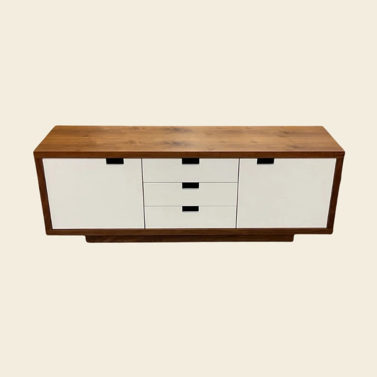 Of Things Past: Toronto’s Largest Consignment Showroom for Luxury Home ...